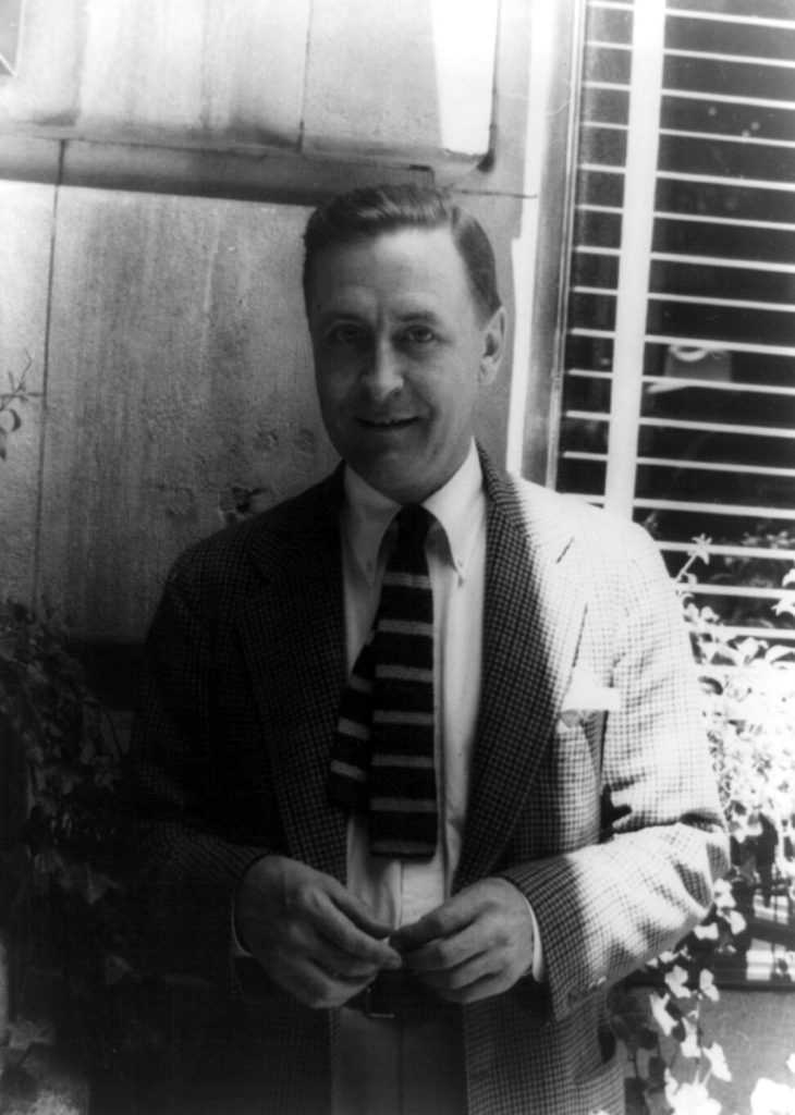 Hemingway and Fitzgerald: A Comparison [Infographic]
